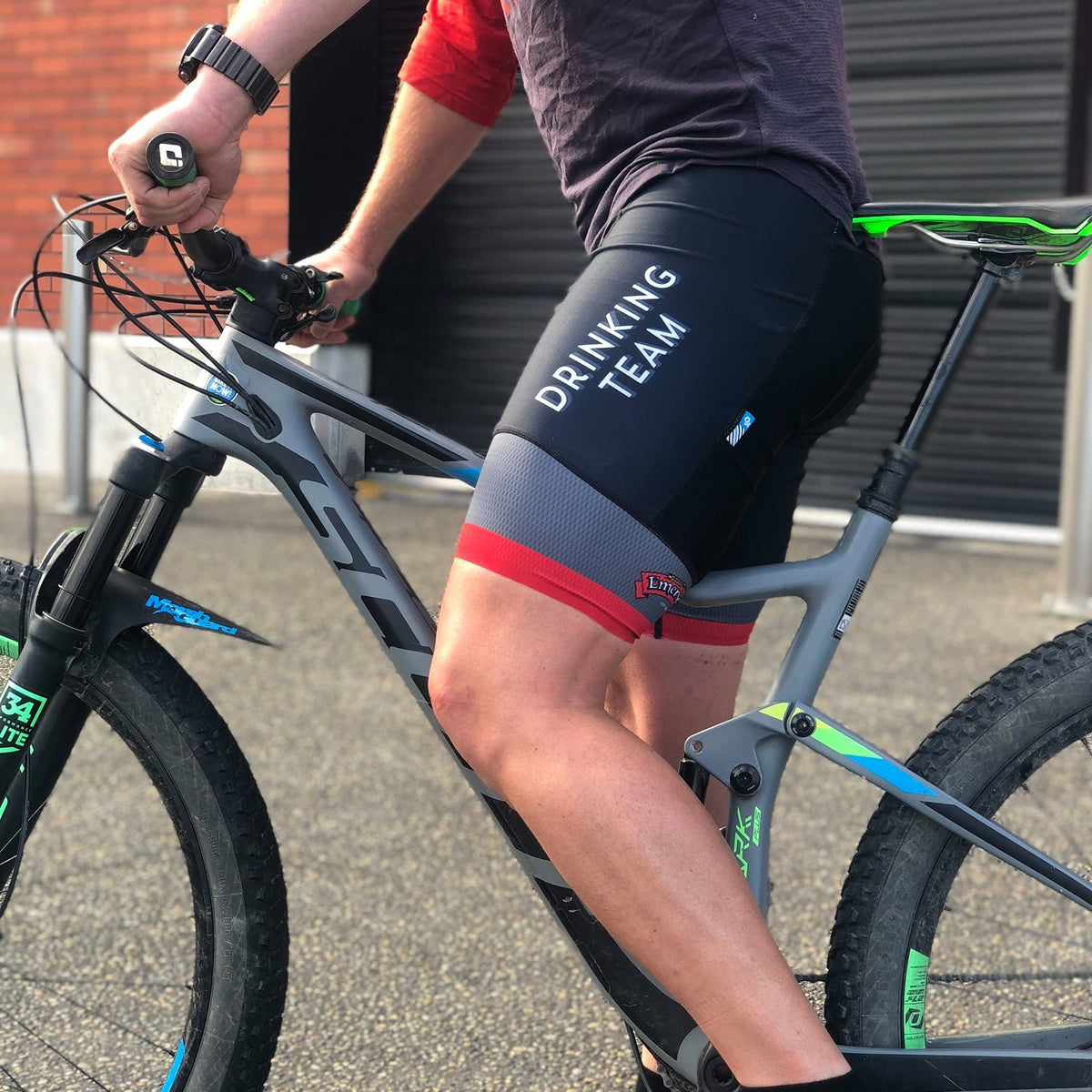 Drinking Team Cycle Bib – Emerson's NZ